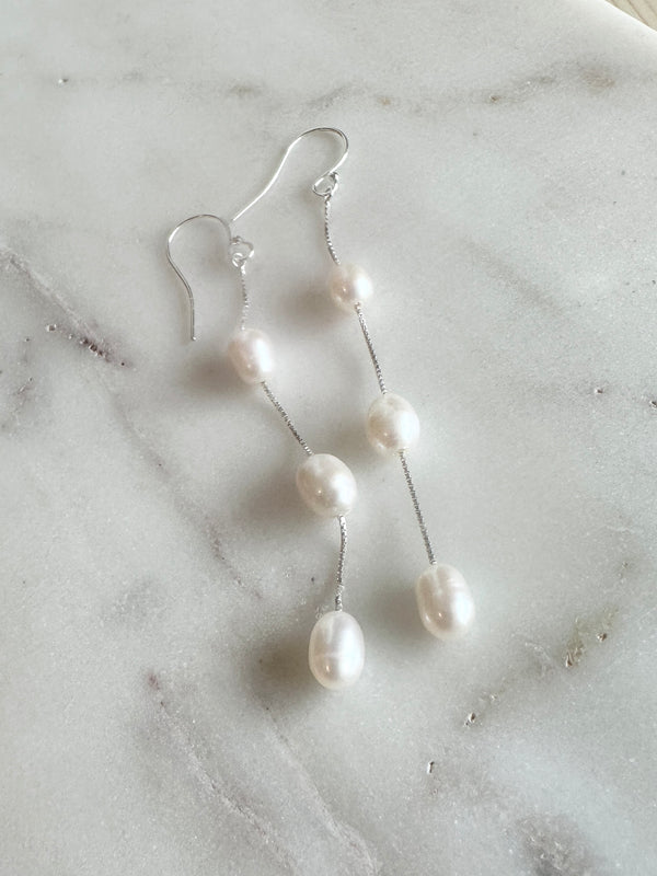 String of Pearl Earrings – BlueyedHorse